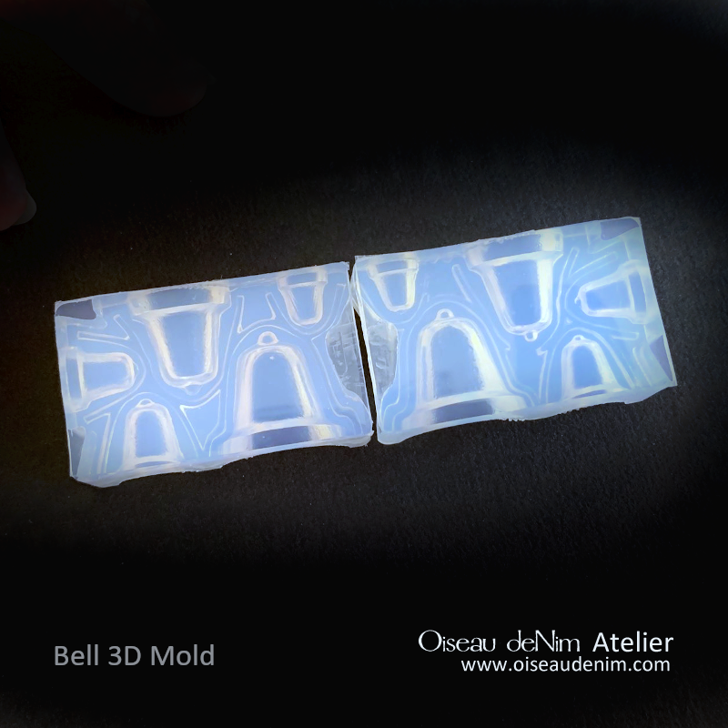 Christmas Bell Chocolate 3D Mold - Oiseau deNim Miniatures