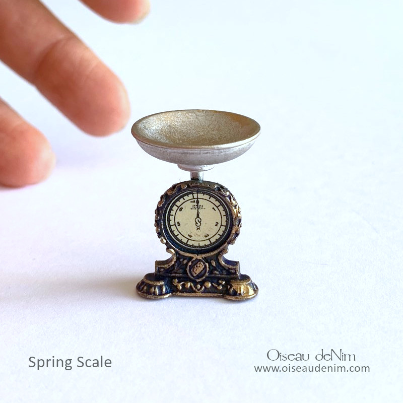 Miniature Spring Scale - Oiseau deNim Miniatures